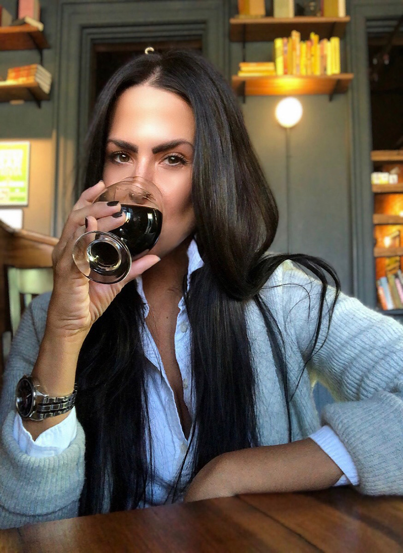 Behind the Brew with Tanya Lawrence – BeerSelfie.com